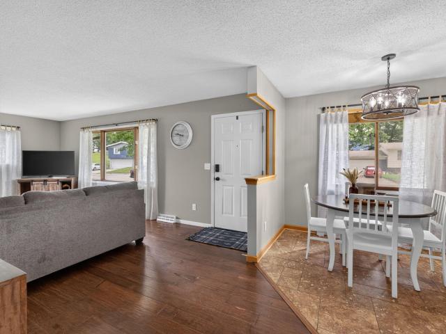 1510 Cliffview Dr