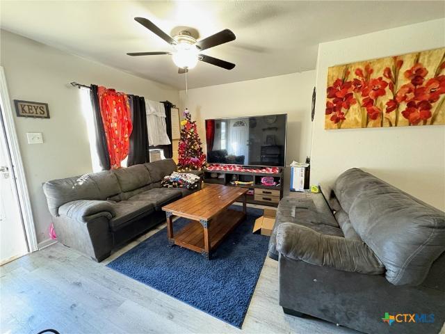 1510 E Mimosa Ave, Victoria, TX 77901 | MLS #604903