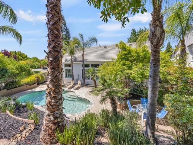 1510 Freswick Dr, Folsom, CA 95630