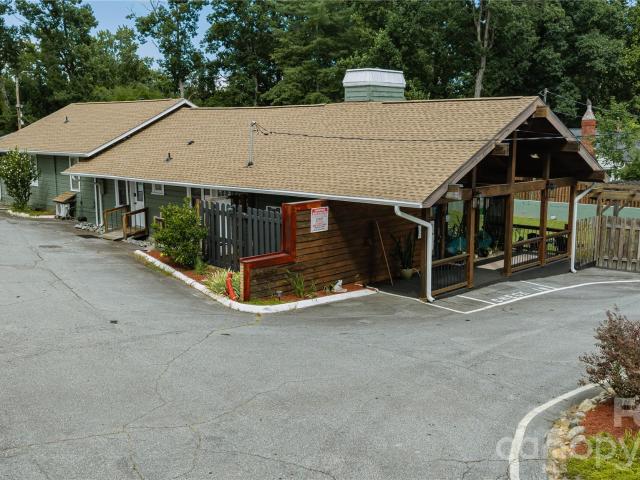 1510 Greenville Highway