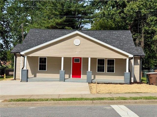1510 Lovett St, Greensboro, NC 27403