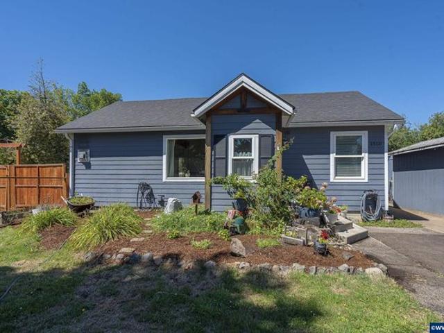 1510 S 10th St, Lebanon, OR 97355