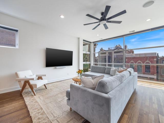 1510 W Cortez Street #3E, Chicago, US, IL