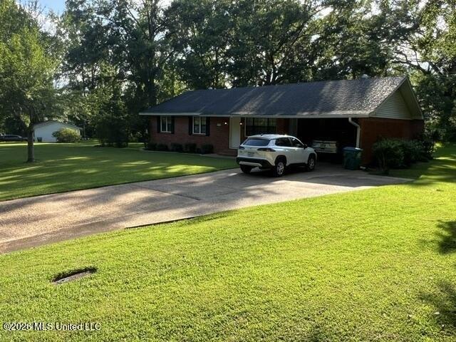 1510 W Govan St, Grenada, MS 38901