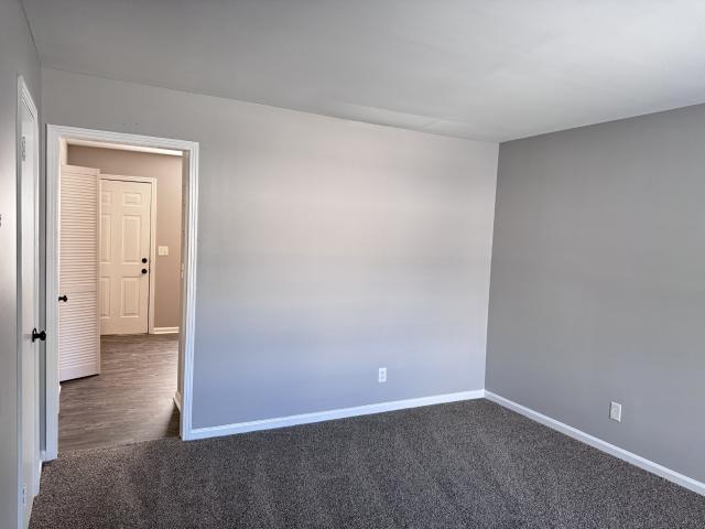 1510 W Knollwood Cir # 3