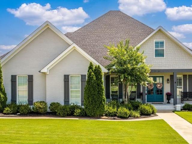 1510 Winterbrook Dr, Conway, AR 72034