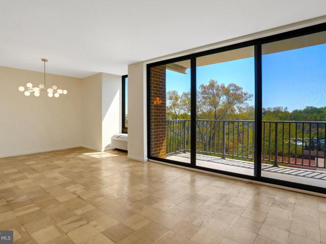 1510 12th St N, Unit 504, Arlington, VA 22209 | MLS #VAAR2071 | Compass