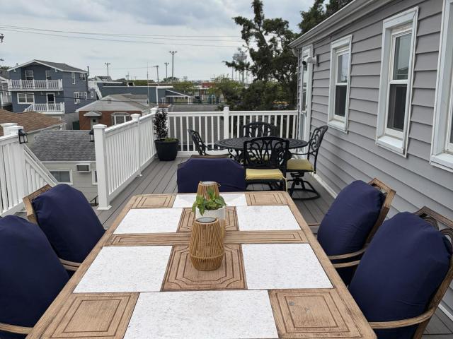 1510R Bay Boulevard Unit UP