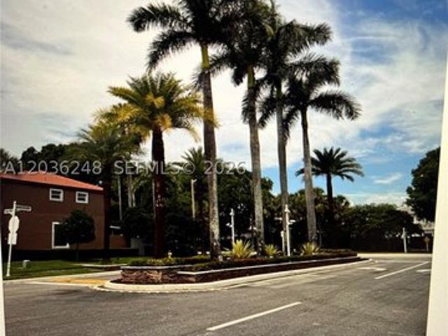15112 NW 8th St Unit 77, Pembroke Pines, FL 33028