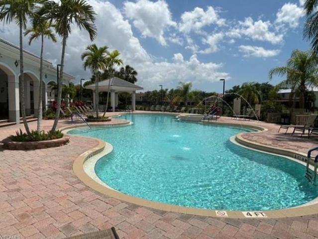 15112 Summit Pl Cir #214, Naples, FL 34119