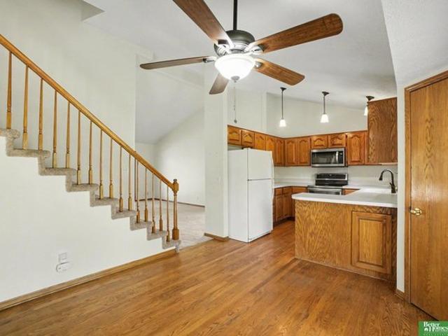 15116 Chalco Pointe Dr, Omaha, NE 68138