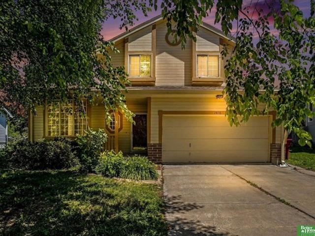 15116 Chalco Pointe Dr, Omaha, NE 68138