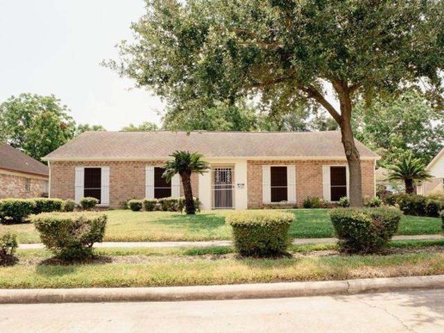 15118 Carol Chase Cir, Missouri City, TX 77489