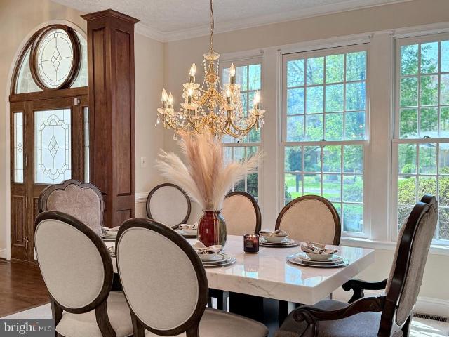 15119 Beacon Hill Circle
