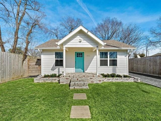 1511 McNeil St, Houston, TX 77009