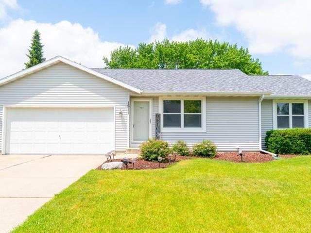 1511 Meadowlark Dr, Janesville, WI 53546