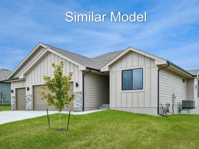 1511 NE Daybreak Ave, Polk City, IA 50226
