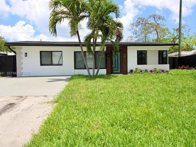 1511 NE 31st Ct, Pompano Beach, FL 33064