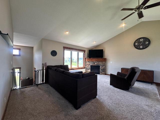1511 Otter Way