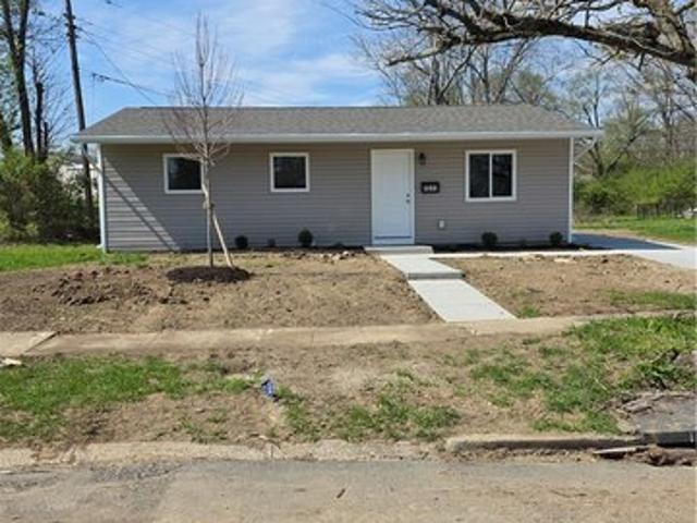 1511 Azalea Dr, Trotwood, OH 45417
