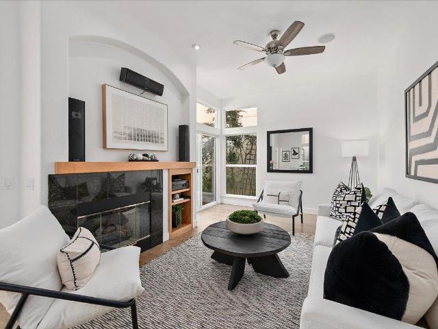 1511 Artisan Way
