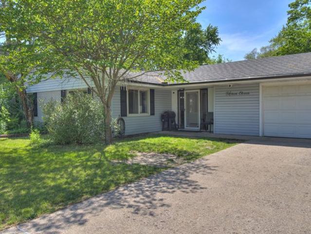 1511 Birch Dr, Elkhart, IN 46514