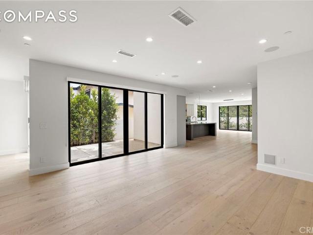 1511 Cliff Dr, Newport Beach, CA
