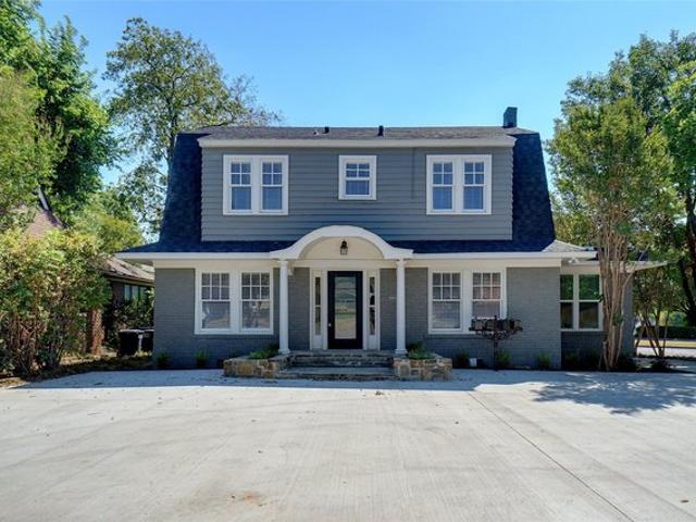 1511 Clover Ln, Fort Worth, TX 76107