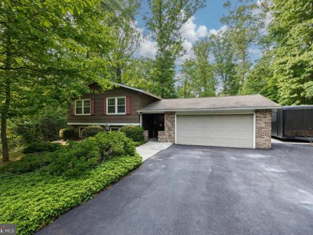 1511 Evans Rd, Pottstown, PA 19465