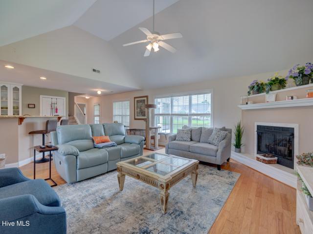 1511 Edgefield Court