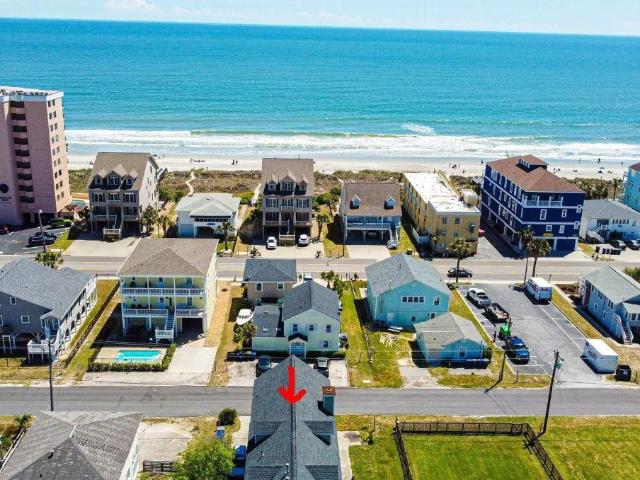 1511 Holly Dr