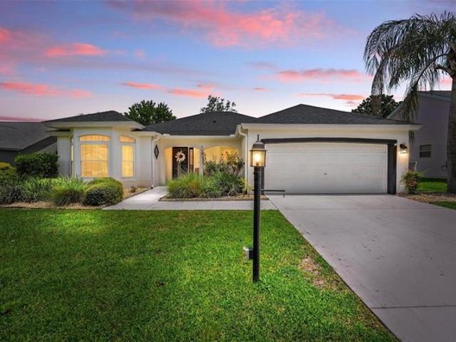1511 Lavaca Ln, Lady Lake, FL 32159