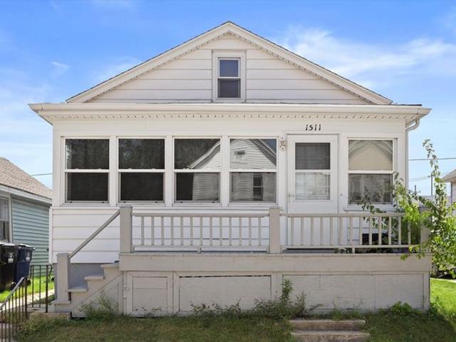 1511 Lombard Ave, Racine, WI 53402