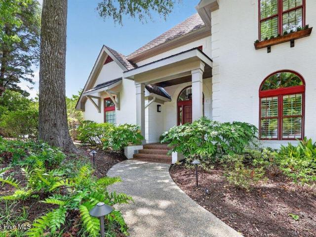 1511 Pembroke Jones Drive