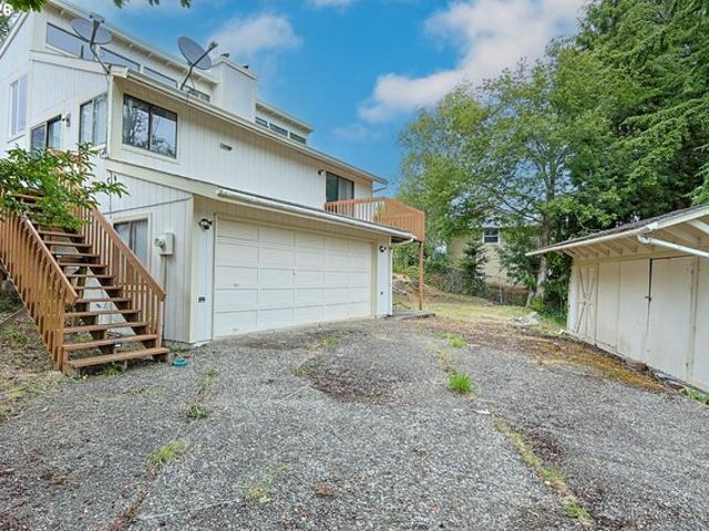 1511 Ranch Rd, Reedsport, OR 97467
