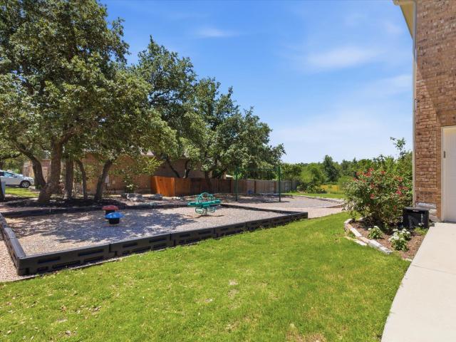 1511 Rimstone Dr