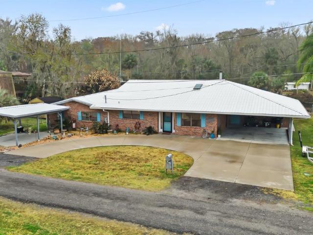 1511 Riveredge Ct, Astor, FL 32102 | Compass