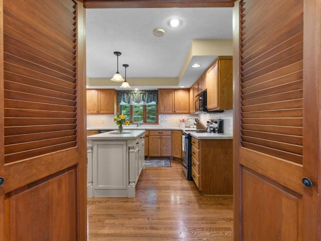 1511 s rebecca lane