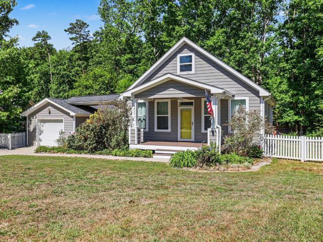 1511 Sassafras Hill Street