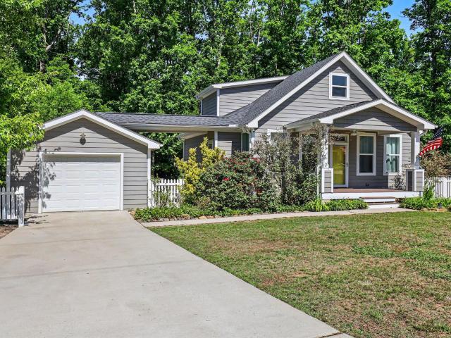 1511 Sassafras Hill Street