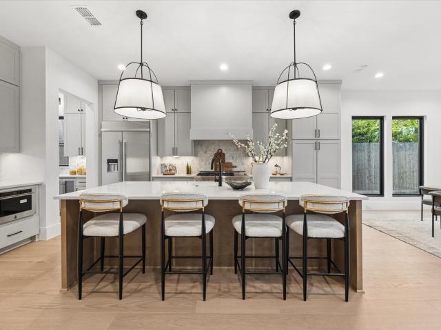 1511 Thornton Drive