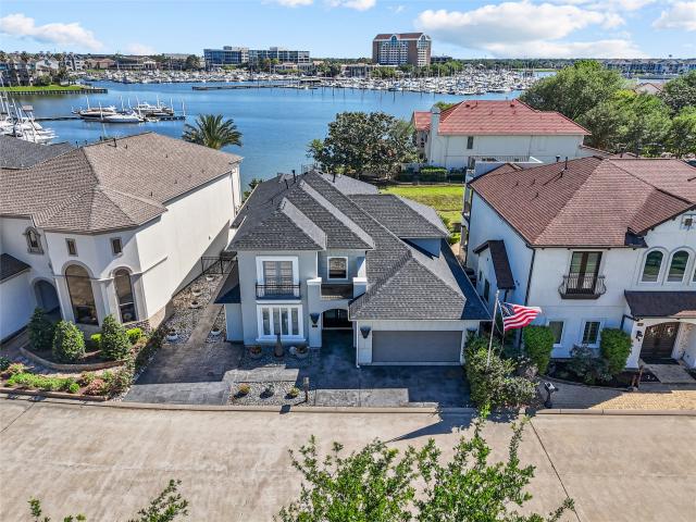 1511 Waterside Dr, League City, TX 77573 | MLS #54885