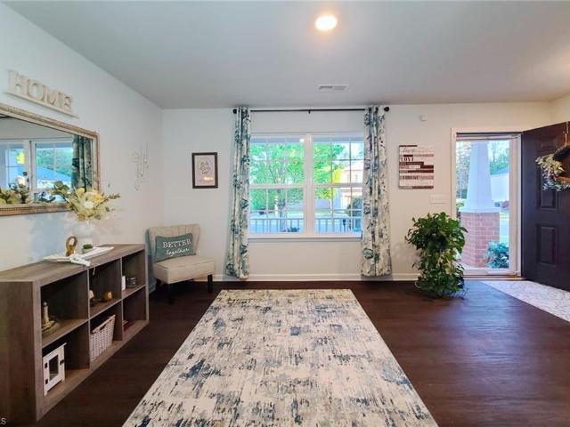 1511 Weatherend Drive