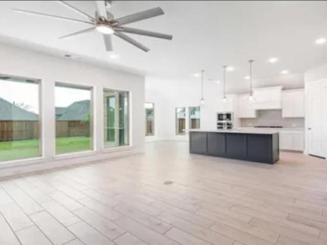 1511 Wolfgang Way