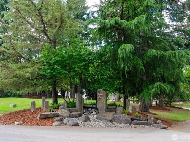 1511 11th Ln, Fox Island, WA 98333