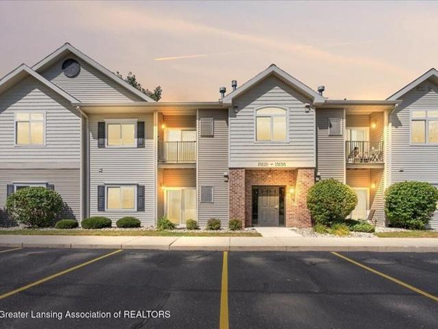 15120 Via Carmella Dr, DeWitt, MI 48820