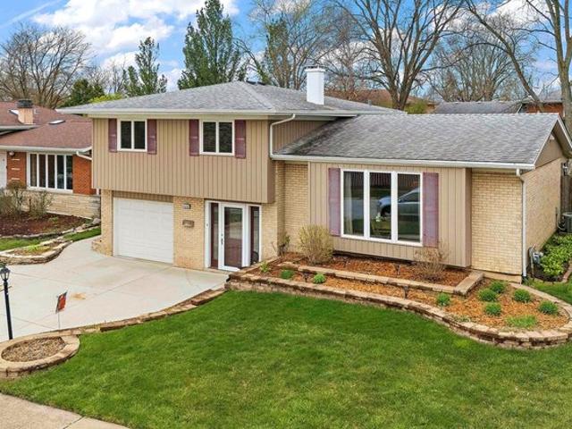 15120 Spruce Ln, Oak Forest, IL 60452