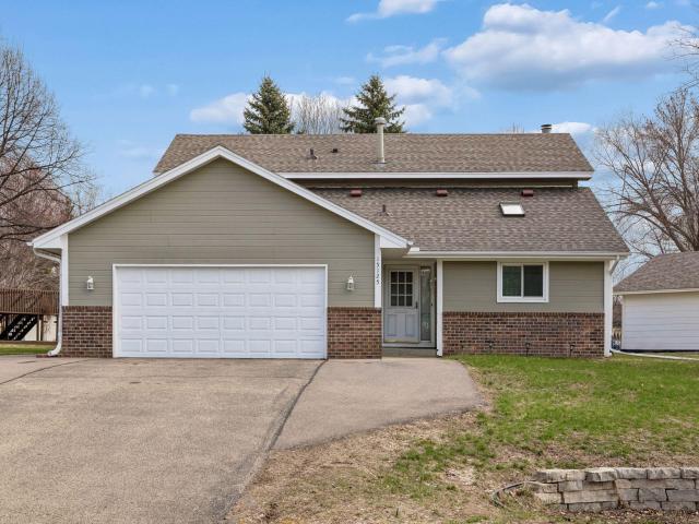 15125 Southwind Drive