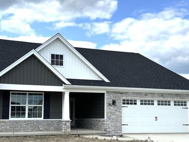 15128 Sugar Maple Dr, Perrysburg, OH 43551