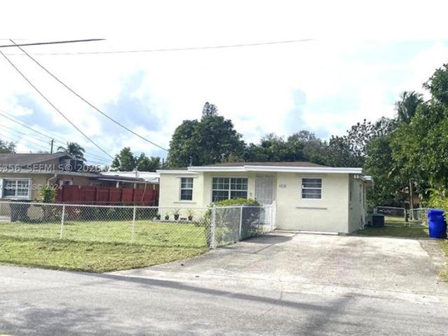 1512 N 58th Ave, Hollywood, FL 33021